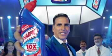 Harpic saves Brand Ambassador Akshay Kumar’s career
